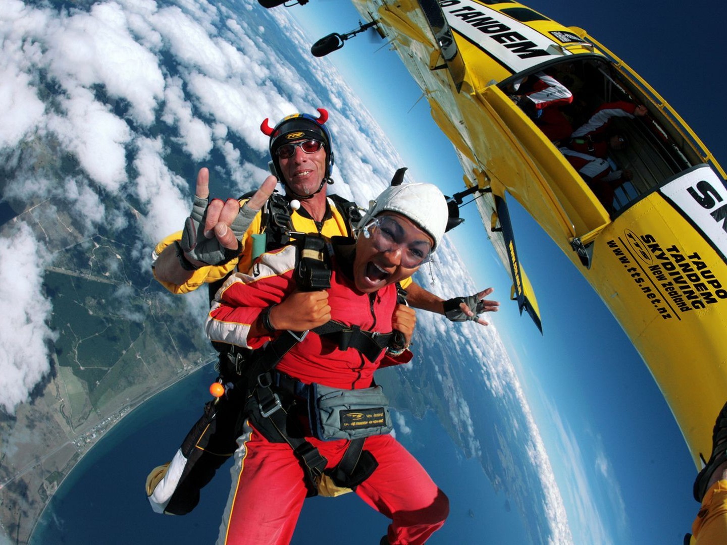 Skydive Tandem - Taupo Tandem Skydiving